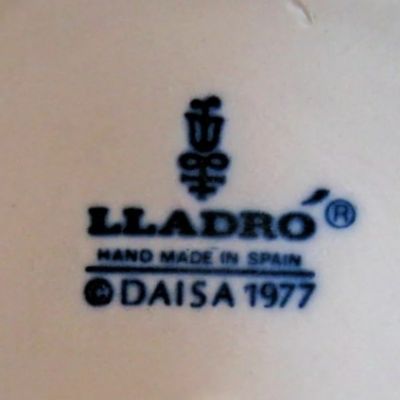 LLadro Marks